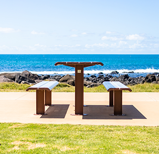 Outdoor Table Settings for People of All Abilities