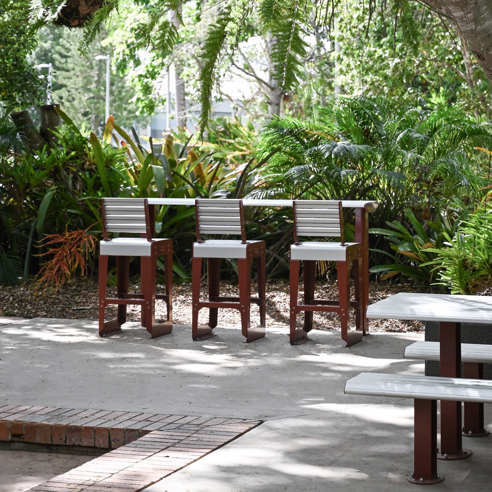 Outdoor Table Settings for People of All Abilities